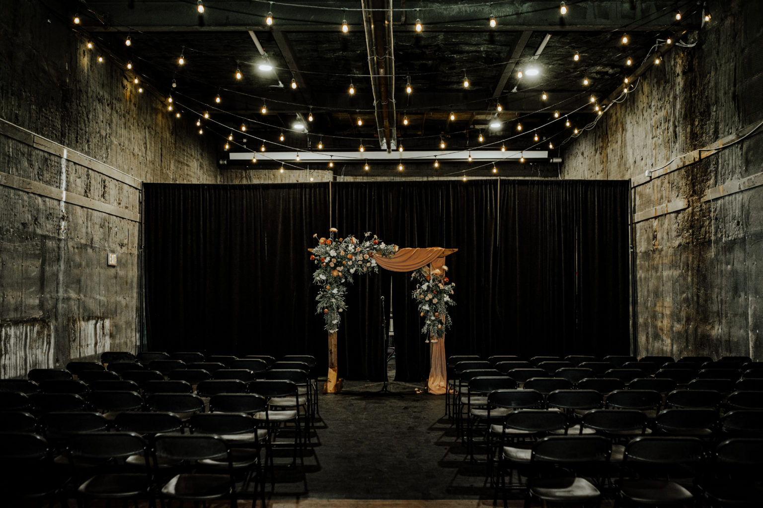 The Jam Handy Wedding - Detroit, Michigan - thebestdaydetails.com